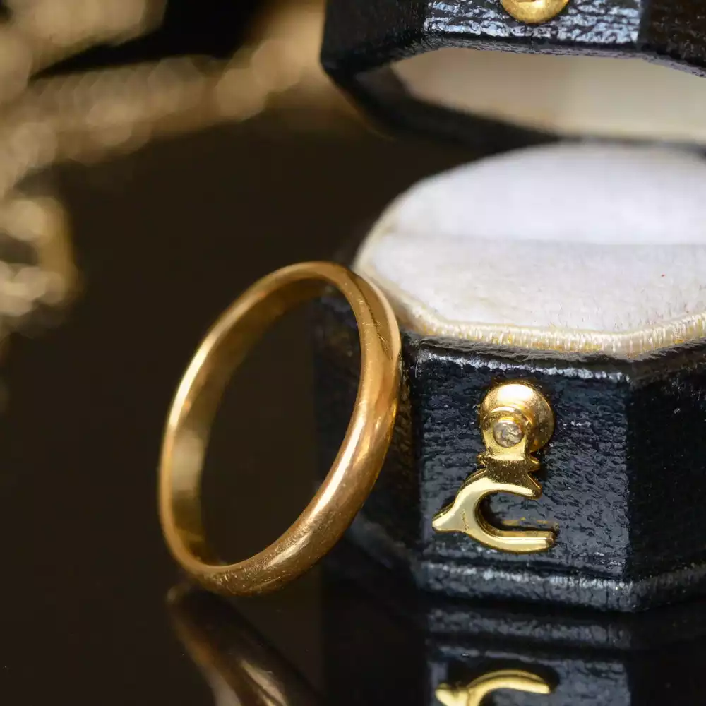 Art Deco Australian Band Ring in 15ct Gold - Antique And Vintage ...