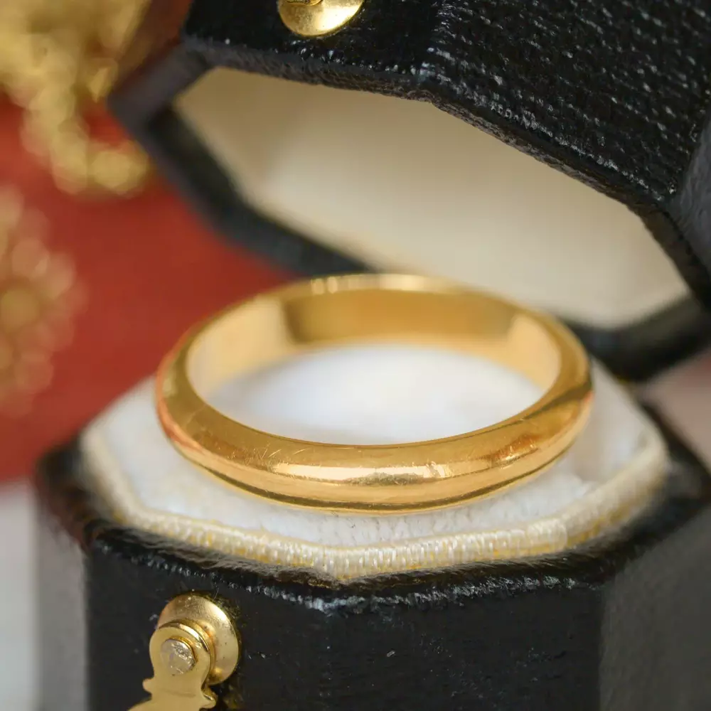 Vintage Rounded Band Ring in 14ct Yellow Gold - Antique And Vintage ...