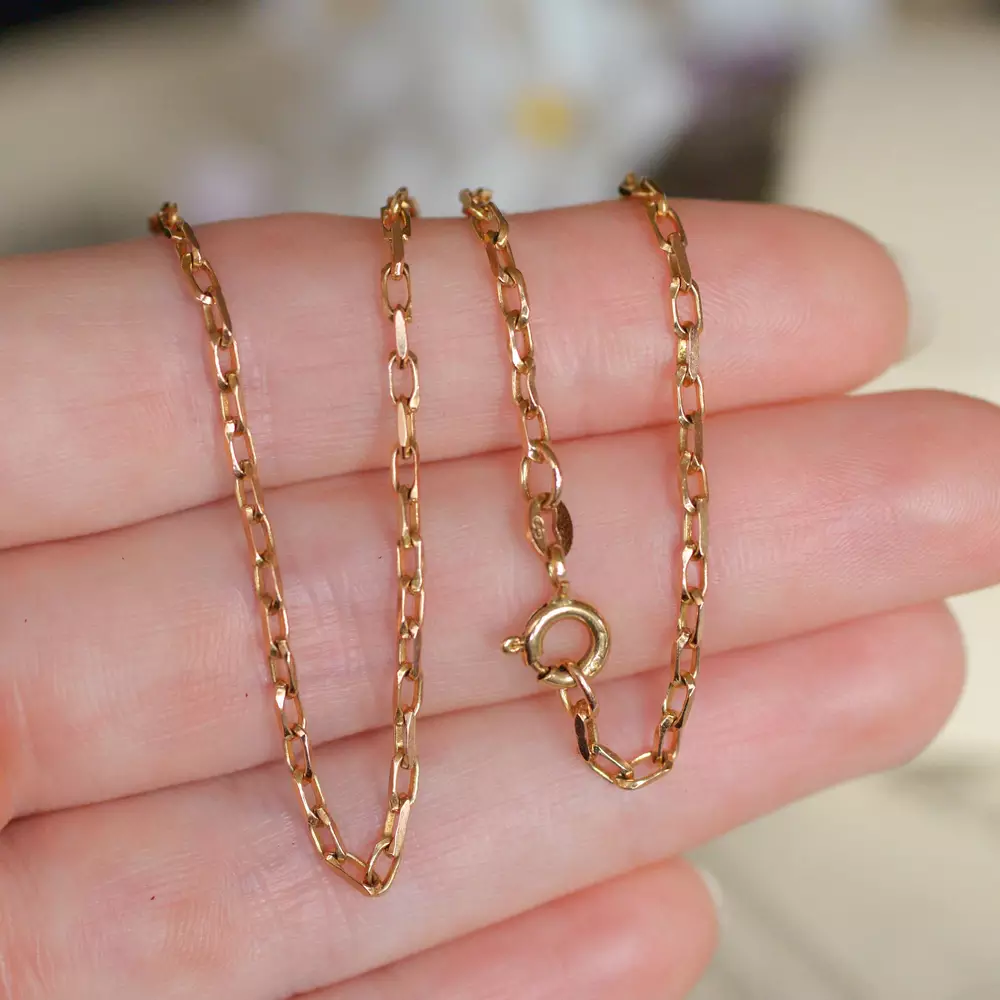 Vintage Italian Faceted Cable Chain Necklace in 9ct Gold - Antique And ...